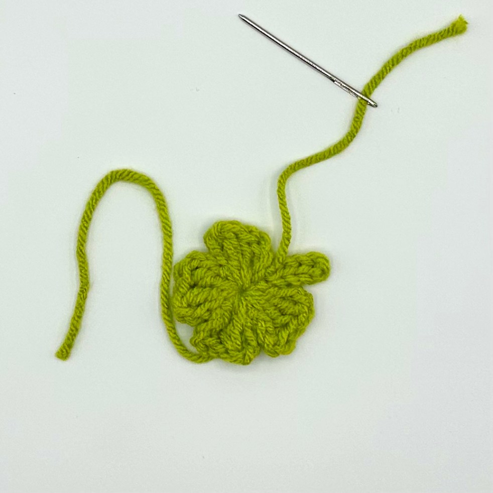 Crochet Four-Leaf Clover (Free Pattern) – StephieGCrafts